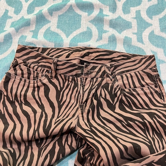 LONDONJEAN | Pants & Jumpsuits | Vintage Zebra Print Jeans | Poshmark